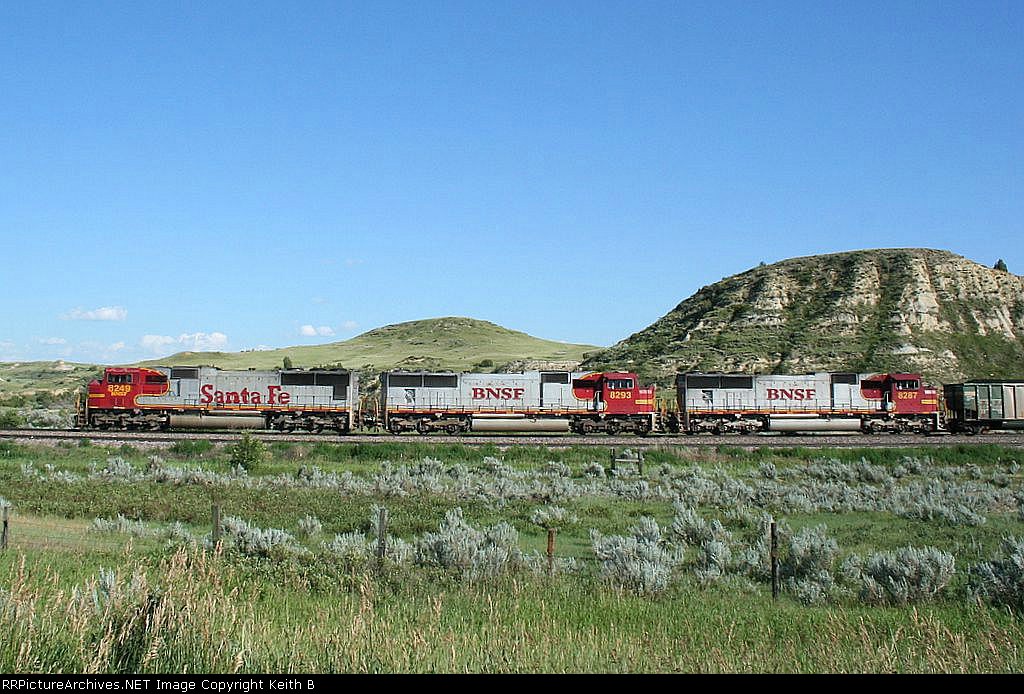 BNSF 8249 8293 and 8287